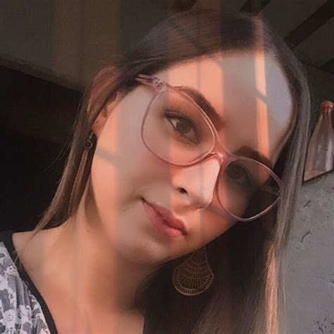 Isabelle Tavares Assessoria De Vendas Distac Laranjeiras Linkedin