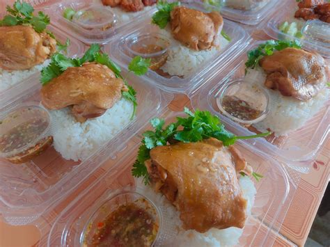 ข้าวไก่ต้มน้ําปลาใส่กล่องขาย การค้นหาใน Lemon8