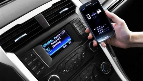 Ford AppLink Brings Smartphone Navigation Apps To Vehicle Touch Screen Fleet News Daily