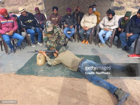 India Kashmir Army Training Photos And Premium High Res Pictures