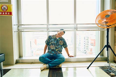とにかく明るい安村、妻には隠せなかった芸人への未練。師匠・有吉との出会いで救われた芸歴21年を振り返る 3ページ目 3ページ中