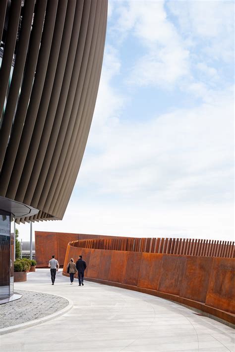 Weathering Steel Bridge Connects Northeastern University Campus With