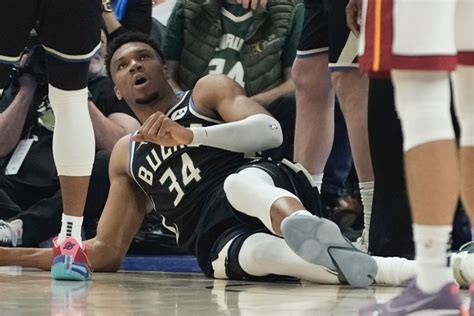 Nba季後賽／字母哥背部受傷退場不再回歸 季後賽g1只打11分鐘 Nba 運動 Nownews今日新聞
