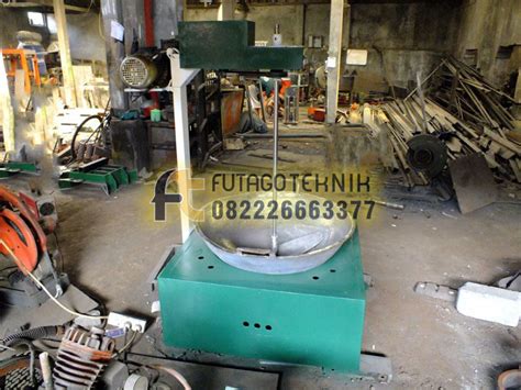 Mesin Pengaduk Otomatis Serbaguna Futago Teknik