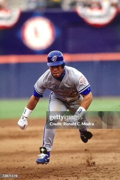 83 1992 Toronto Blue Jays Roberto Alomar Photos And High Res Pictures