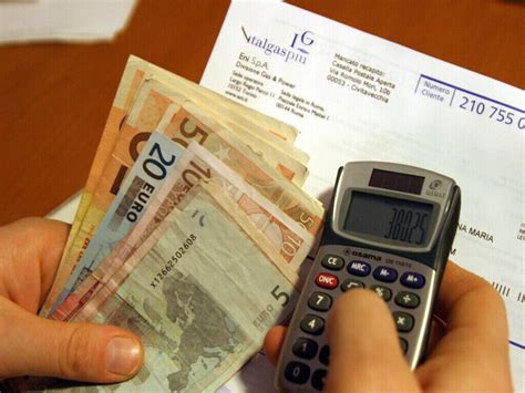Bonus Bollette Luce E Gas Quali Incentivi Arriveranno Dal 1 Ottob