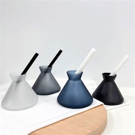 200ml Triangle Diffuser Bottles