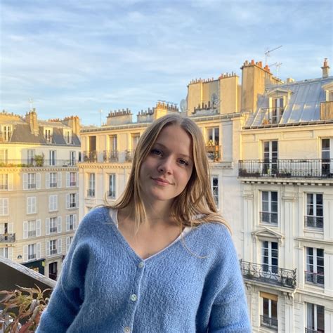 Lou Ann Prof De Maths Caen H
