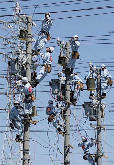 Create Meme Electricians Repair Wires Electrician Funny Electricians