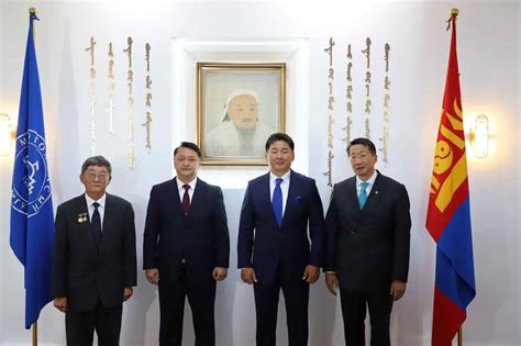 Эзэн Богд Чингис хааны эш хөргийг Монгол Улсын Их Сургуульд залав Монгол Улсын Их Сургууль