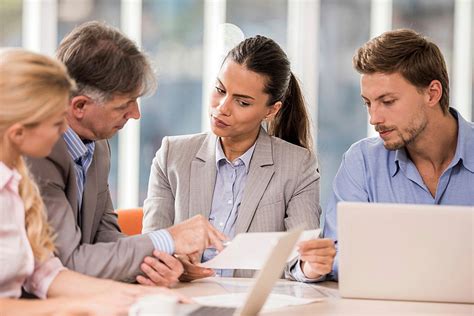 15 Interactive Meeting Ideas To Hold Engaging Meetingstrafft