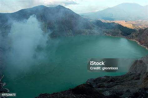 가선 호수 Kawah Ijen 볼케이노자와티무르 인도네시아 0명에 대한 스톡 사진 및 기타 이미지 0명 Ijen