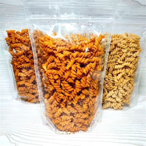 Jual Makaroni Spiral Makaroni Spiral Pedas Dan Asin Kemasan Murah Pouch Shopee Indonesia