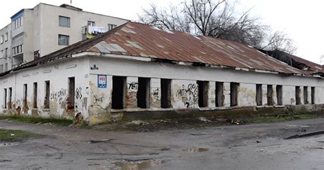Mizerie în Centrul Bălțiului Un Edificiu știrbește Imaginea Orașului