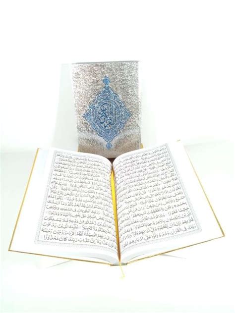 Jual Alquran Cover Emas Ukuran Standar Al Quran Mushaf Standar Di