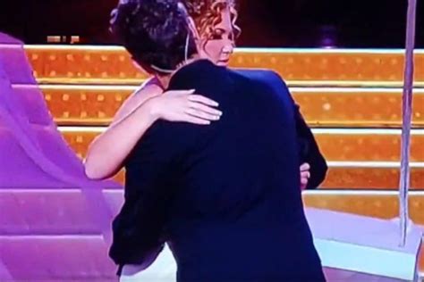 Gros dég eulasse le bisou déplacé de Marc Lavoine à cette candidate