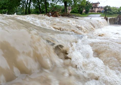 Kommende Woche Drohen Unwetter Durch Heftige Gewitter