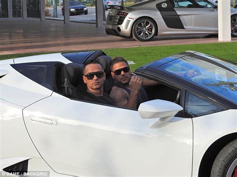 Mike The Situation Sorrentino Test Drives Lambo In Miami Daily Mail