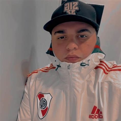 Maxi Maxilopezzz On Threads