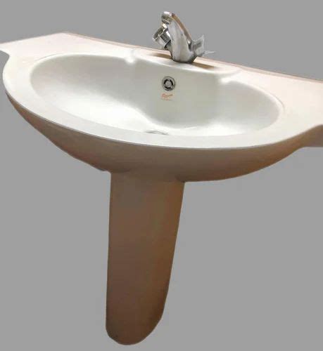 Ceramic White Pedestal Wash Basin At 9500 Piece In Bengaluru ID