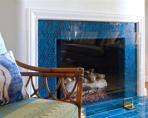 25 Beautifully Tiled Fireplaces
