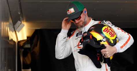 Dale Earnhardt Jr Didnt Like Beer When He First Teamed Up With Budweiser