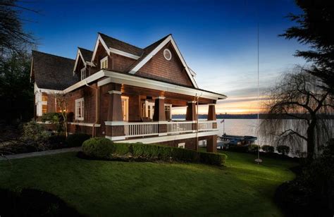 9 25m Home On Lake Washington Is Accessed By Tram Includes Private