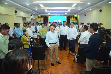 ကာကွယ်ရေးဦးစီးချုပ် ကြည်း ဒုတိယဗိုလ်ချုပ်မှူးကြီး စိုးဝင်း ကယားပြည်နယ