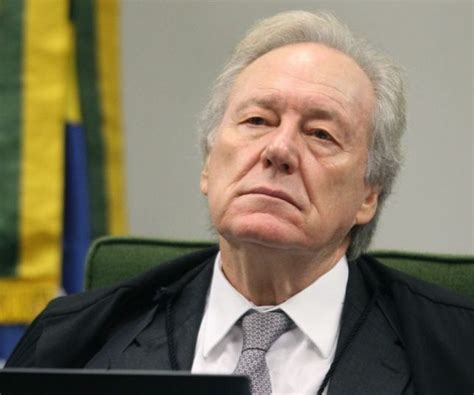 Notícias Ministro do TSE determina volta de ala pró PT ao comando do