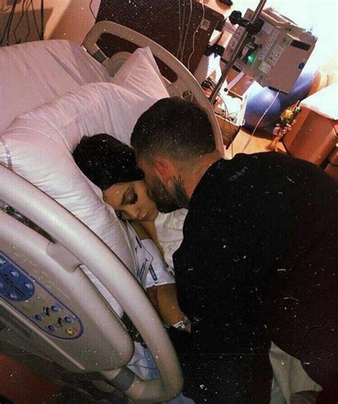 Épinglé Par 𝑳𝒊𝒂 Sur Couple Choses De Couple Photos Couple Mignon