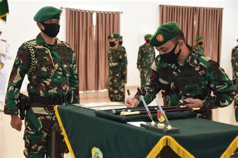 Danrem Pimpin Upacara Militer Serah Terima Jabatan Dandim Dilingkungan