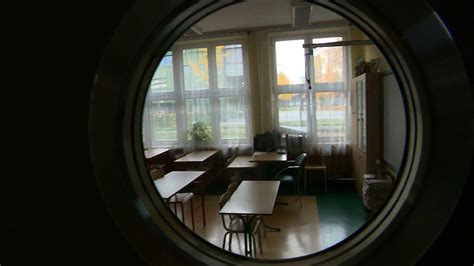 Koronawirus Od poniedziałku rozpoczynają się zapisy nauczycieli na