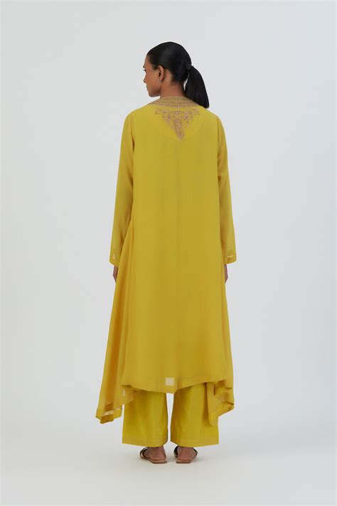 Zoya Kurta And Pant Lajjoo