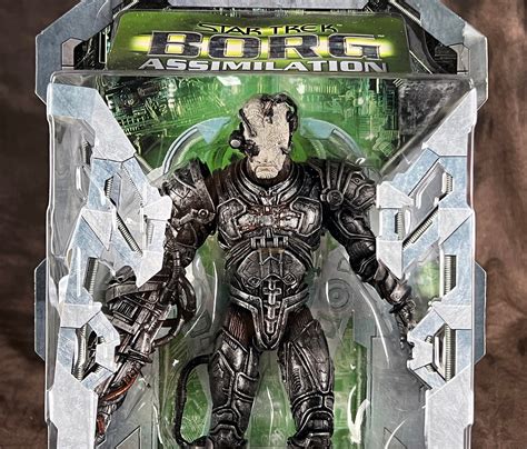 Star Trek Art Asylum Borg Assimilation 2002 Hirogen Moc Nib Etsy
