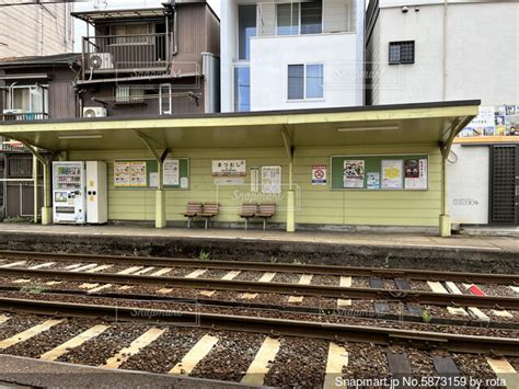 古い駅舎の写真画像素材 5873159 Snapmartスナップマート