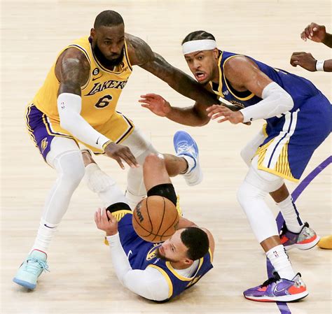 Photos From The Lakers Game 4 Win Over The Warriors Los Angeles Times