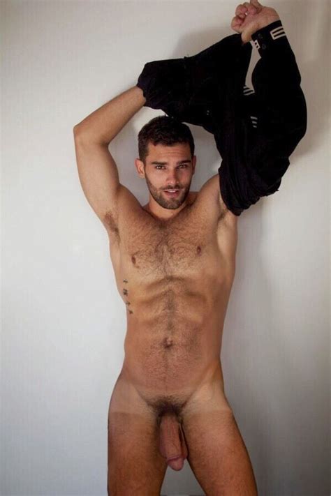 Naked Brasileiros Barbudos Dotados Pic