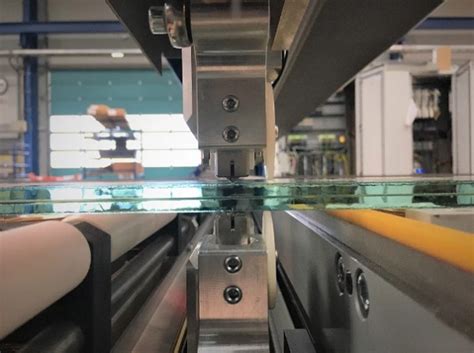 Lisec How The Design Of The Machine Affects The Glass Cutting Of