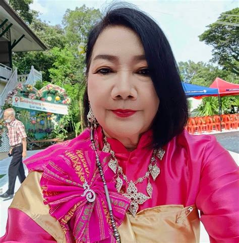 ทำหลุดเยอะไปหน่อย ป้อมสิงปลาหลุด🤣 ช่างต้อม ไอติมกะทิสด Facebook