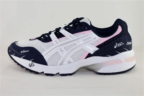 Asics Shoe Class