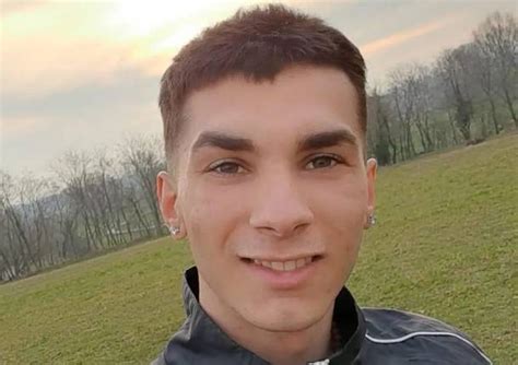 Rho Piange Daniel 20enne Morto In Un Carcere In Francia Legnanonews