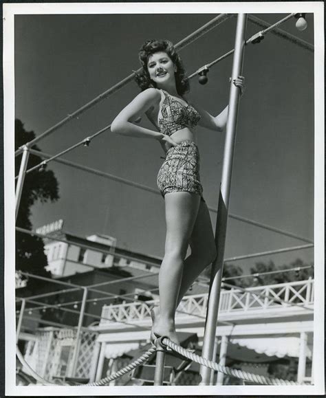 Ann Rutherford Original Vintage 1940s Leggy Cheesecake Mgm Photo