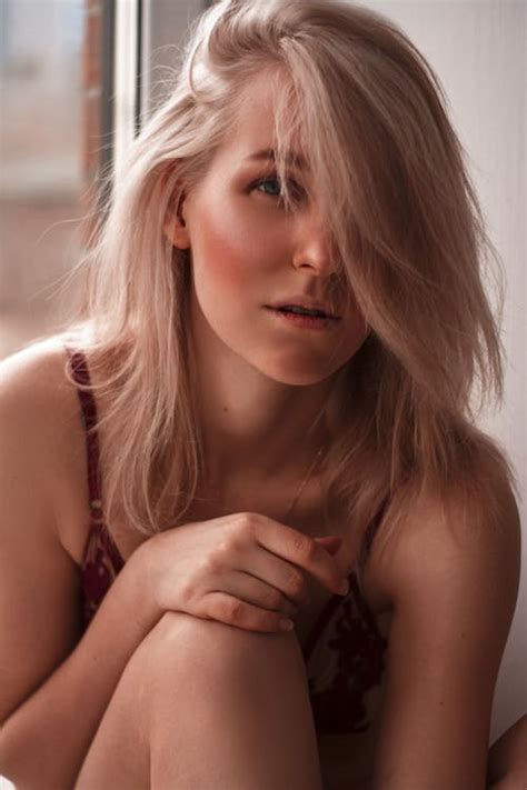 Darmowe Zdjęcie Z Kategorii Bielizna Damska Blond Blondyn
