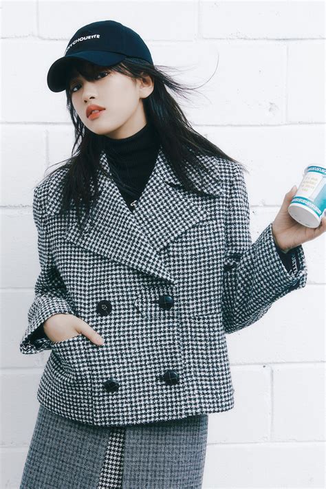 더쿠 아이브 안유진 럭키슈에뜨 새 화보 공개