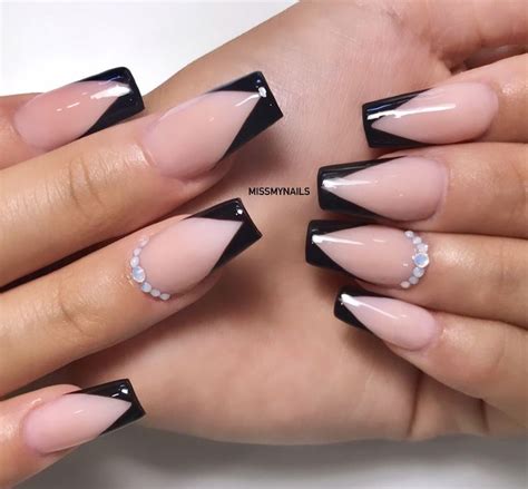Aprender Acerca 101 Imagen Blancas Y Negras Uñas Abzlocalmx