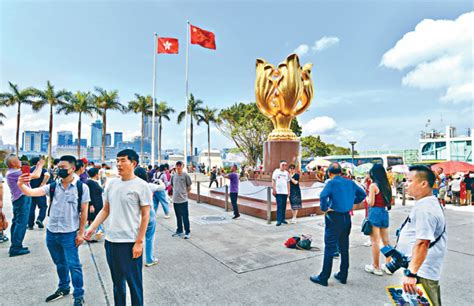 五一長假旅客料增3成 議員促加強打擊黑的 星島日報