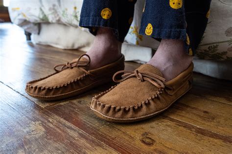 Mens Genuine Suede Soft Sole Indoor Casual Moccasin Slippers Leather