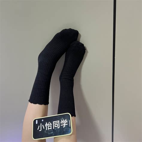 小怡的小脚丫子 掺着着体香与脚臭有哥哥喜欢吗 s 2 真实记录拍摄可认证 丝恋圈