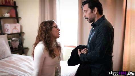 Leana Lovings Finds A Way To Make Tommy Pistol Go Into Her Bedroom Eporner