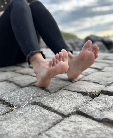 Did My Soles Or My Toes Get Your Attention First Rfeet